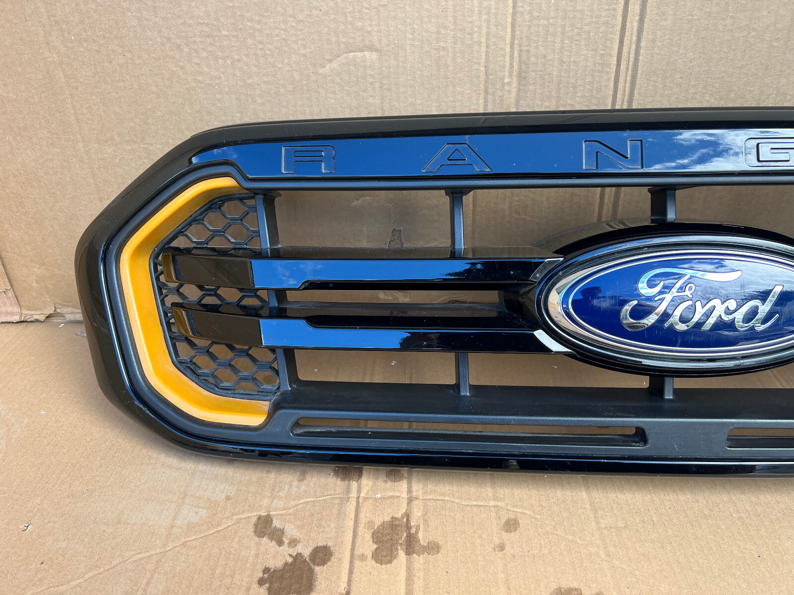 2019-2022 Ford Ranger Front Grille | KB3B-8350-CA | Genuine OEM