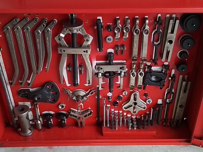 SNAP ON CJ2000 INTERCHANGEABLE MASTER PULLER SET W/ TOOL BOARD,CABINET ...