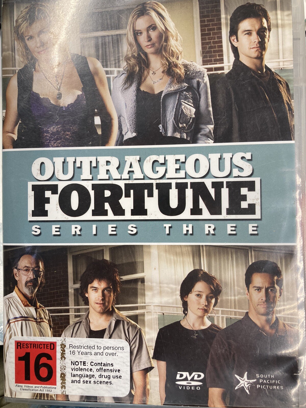 Outrageous Fortune : Series 3 DVD WEL Another series - acclaimed NZ ...