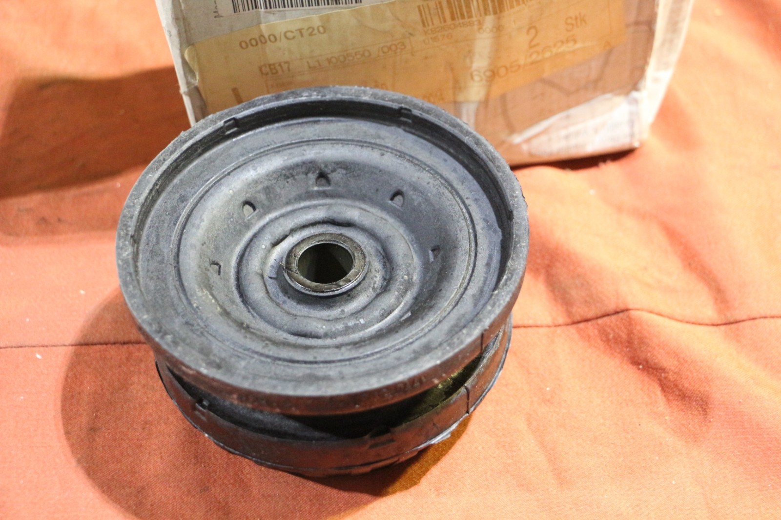 Original Mercedes W639 Vito - 1x Lager Federbeinstützlager 6393230520 ...