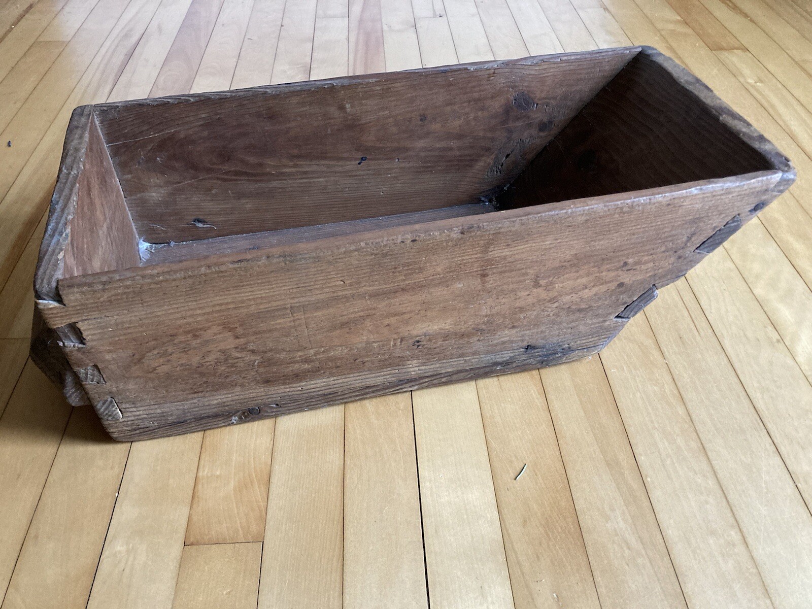 Rare! ANTIQUE 19th C Dovetail Box Wooden Grain Feed Large Scoop Storage ...