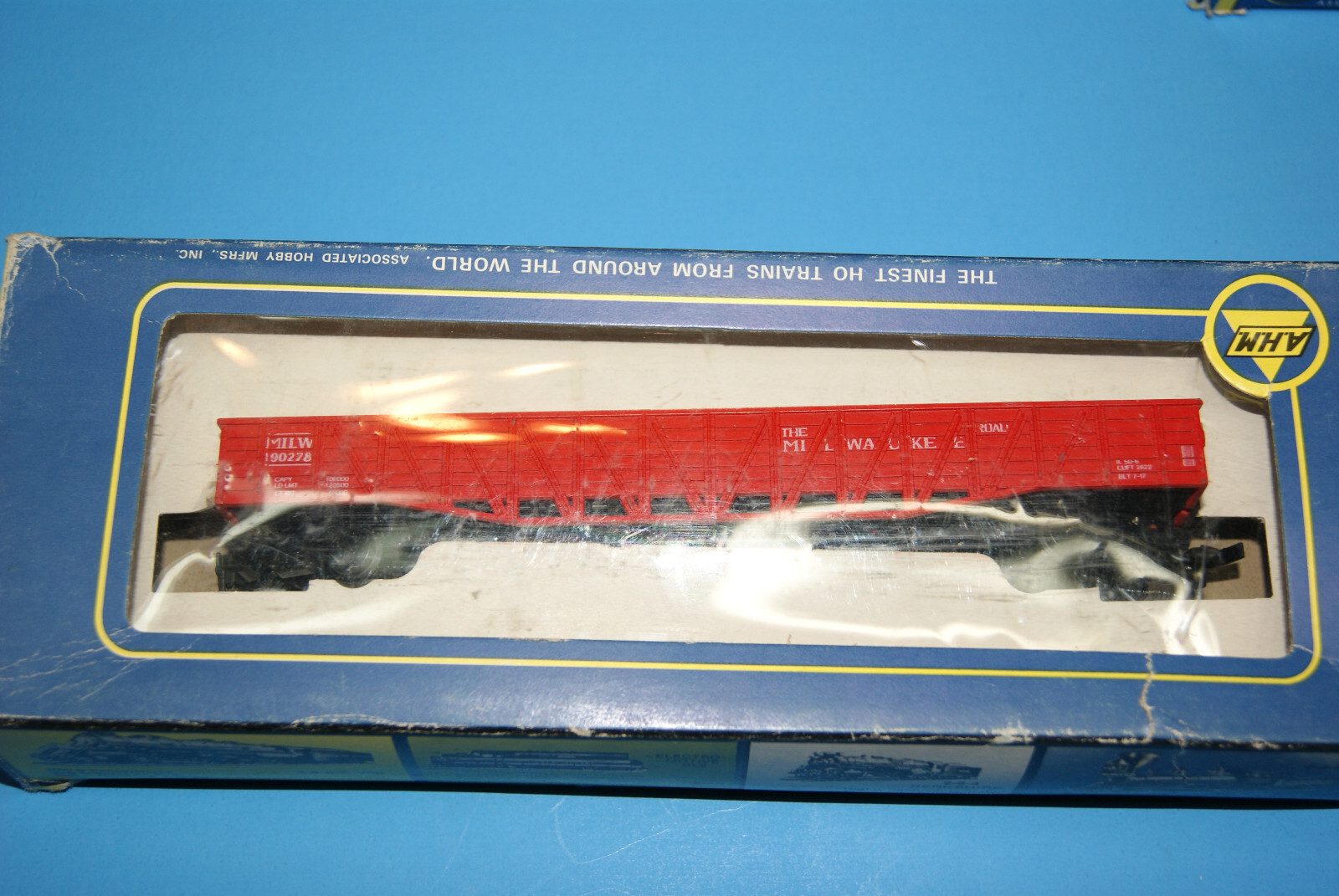AHM HO Scale Gauge Train Car Model Railroad Milwaukee Road Line Boxed ...