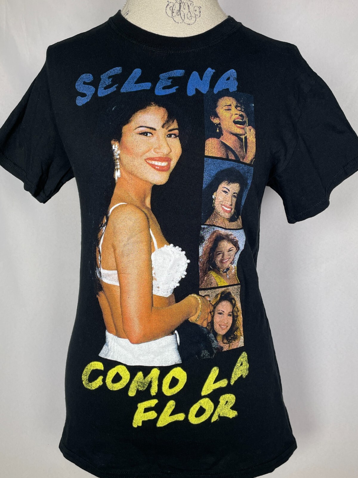 Selena Quintanilla Como La Flor Official Black T-Shir… - Gem
