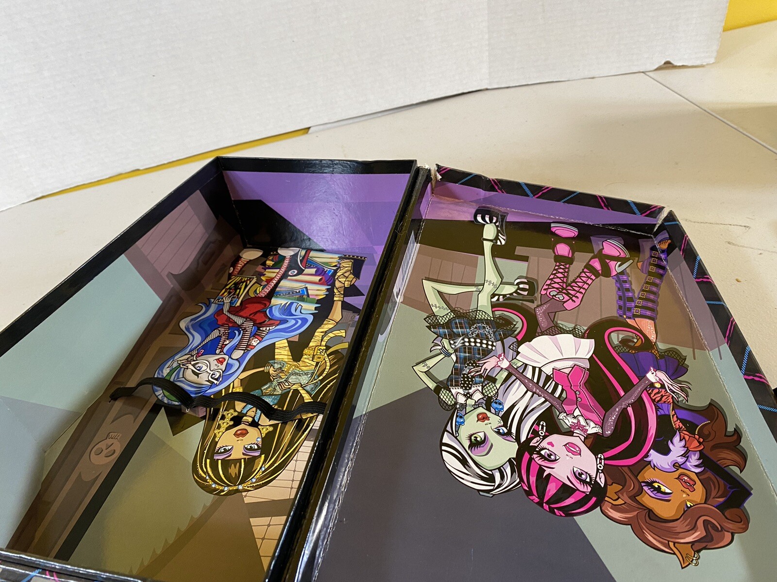 Tara Toy Corp monster high figure coffin case doll empty box storage ...