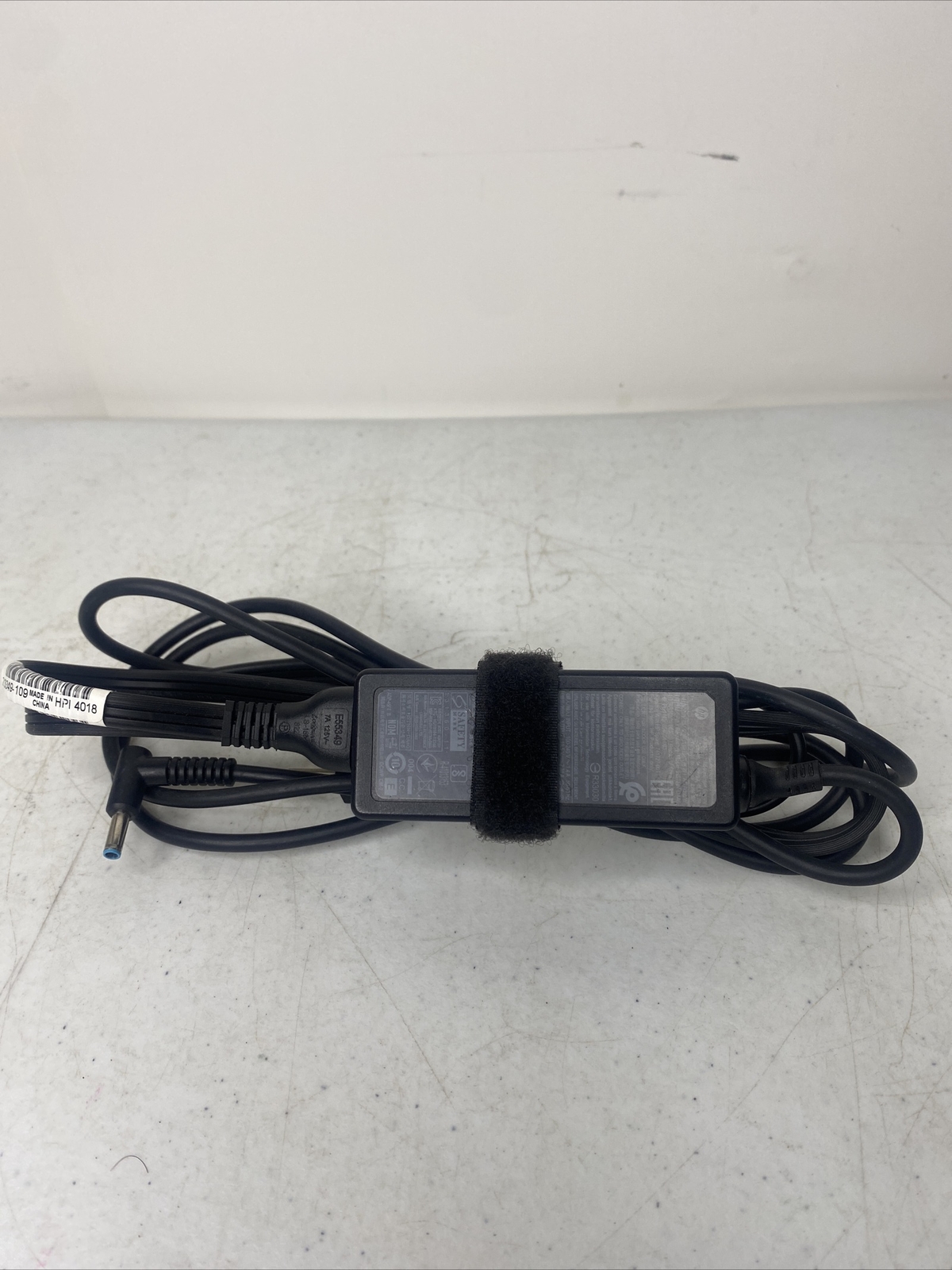 Original HP 741727-001 HSTNN-DA40 45W 19.5V 2.31A Ultrabook Notebook Ac ...