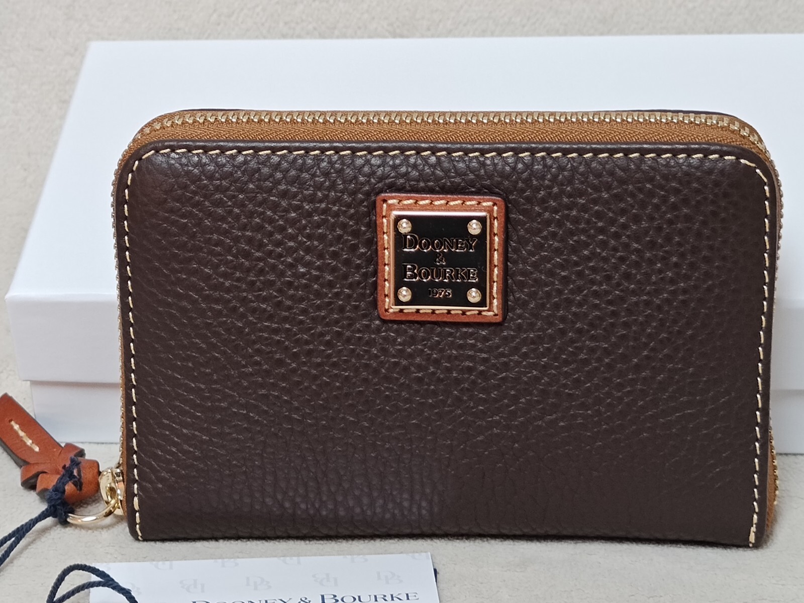Dooney & Bourke Pebble Grain Medium Zip Around Wallet Clutch Brown ...
