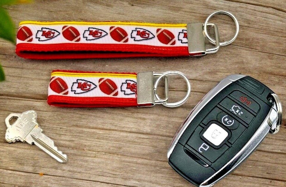 Kansas City Chiefs Keychain Key Fob Wristlet KeyChains Key Fob KC ...