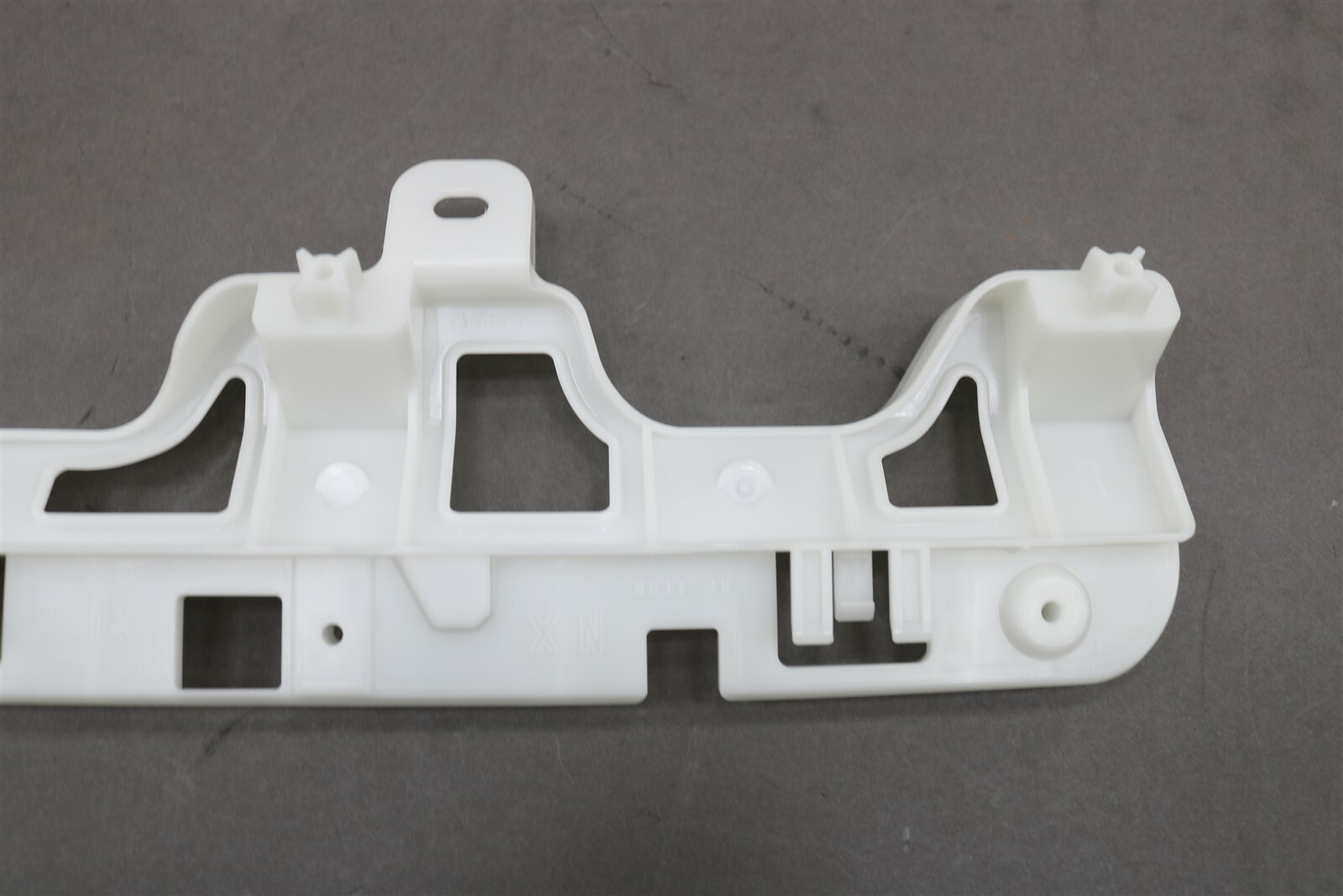 NEW OEM Front Left Bumper Lower Bracket 5253478010 for Lexus NX200t ...