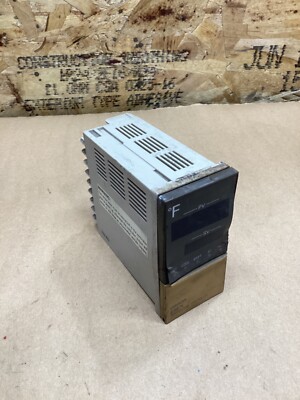 OMRON E5EX-VAA-F TEMPERATURE CONTROLLER E5EX #111L21 | eBay Australia