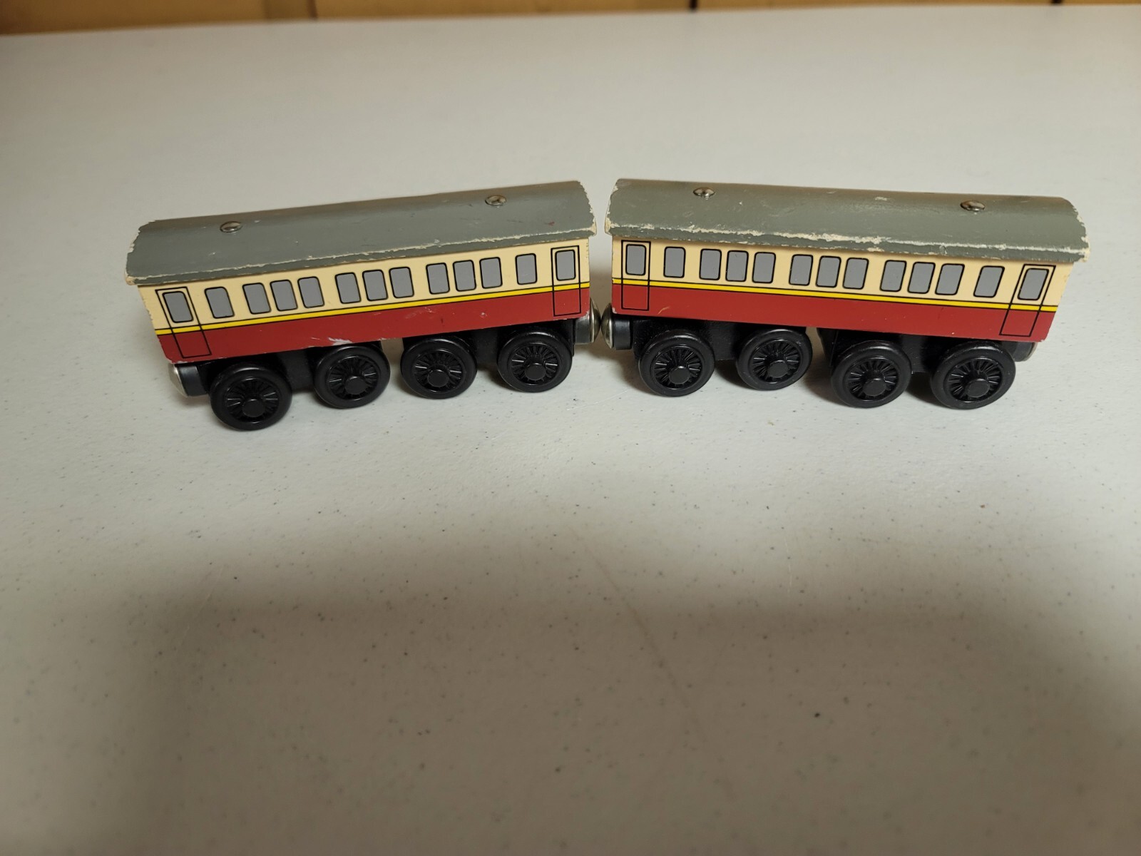 Thomas Wooden Railway Express Coach Train Cars 1998 Good Condition et ...