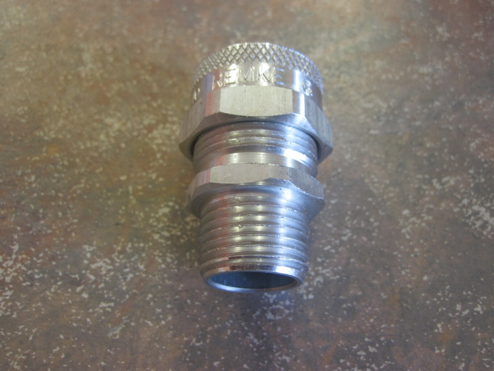 Remke RSR-108 1/2" NPT Cord Grip Connector Form Size 2 PVC for sale ...