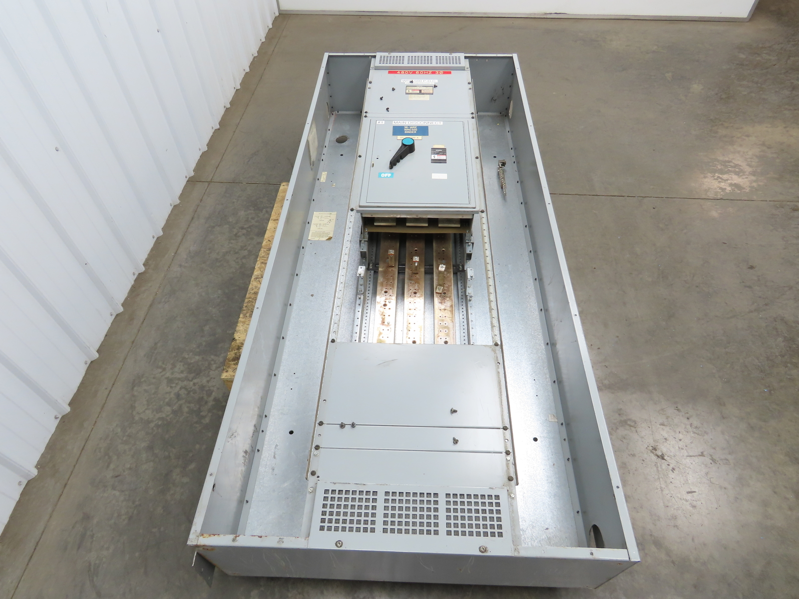 Siemens F2 Electrical Main Distribution Panel Panelboard 480V 800A Main ...