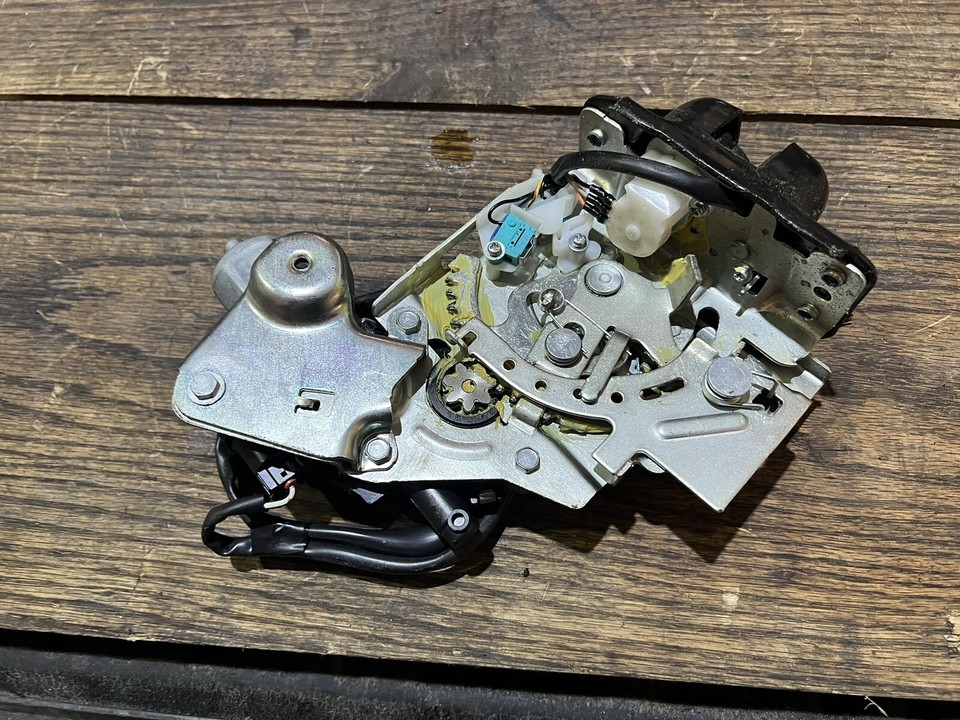 2011-2013 Ford Explorer Liftgate Tailgate Trunk Lock Latch Actuator OEM ...