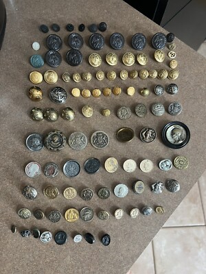 HUGE VINTAGE ANTIQUE 101 BUTTON LOT - MILITARY & MIX - MOSTLY METAL ...