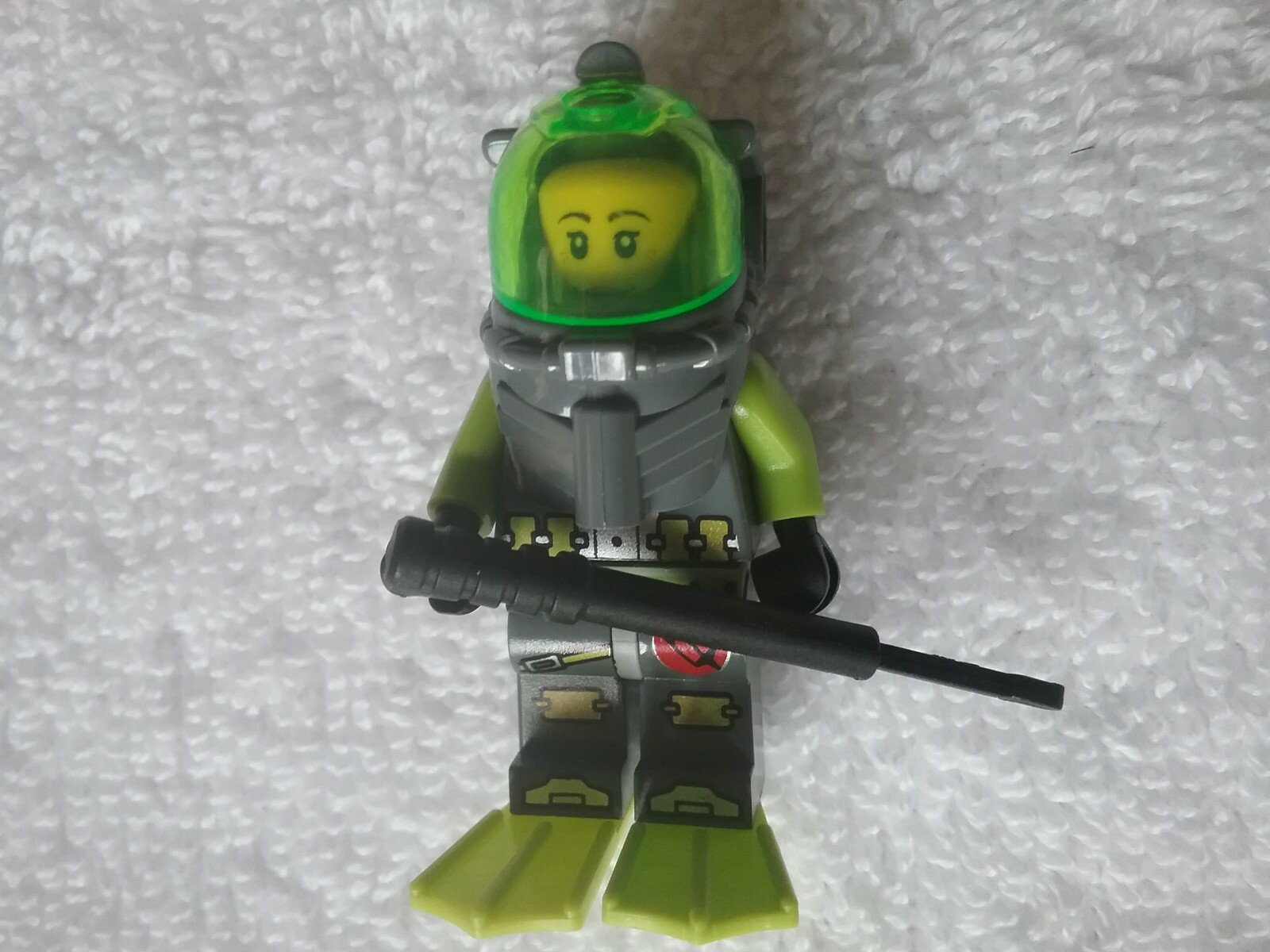 LEGO 8061 Atlantis Deep Sea Diver Minifigure w/ Harpoon Brand New from ...