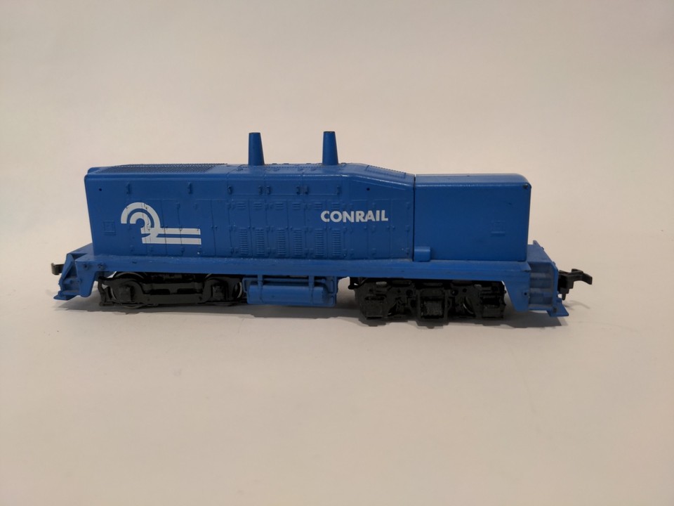 Athearn HO Conrail SW7 "Calf" Switcher Diesel Locomotive | eBay