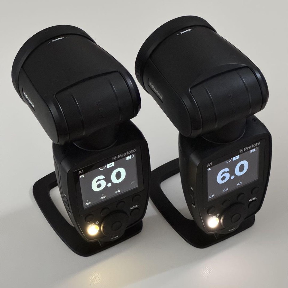 Profoto A1 Canon 2-Light Flash Kit with Wide Lens & Bounce Card ...