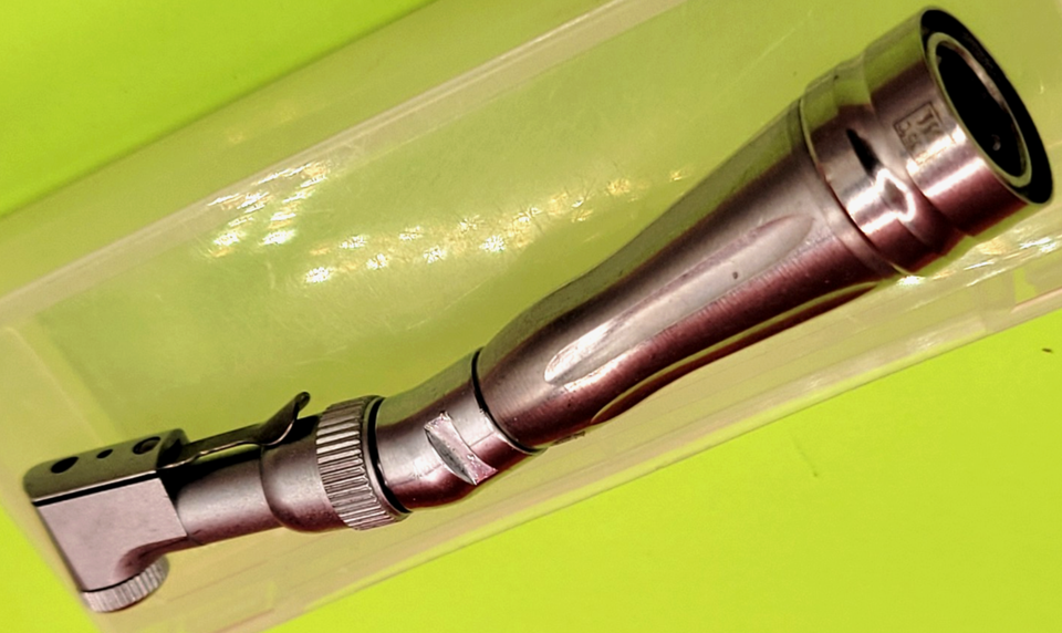 Dental Handpiece/STAR MOTOR-TO-ANGLE ADAPTOR & "Swing" LATCH HEAD ...