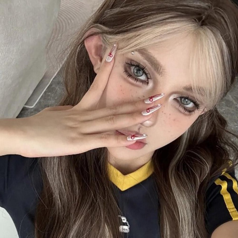 Small Amount Lace American Asian Style Gray Gold Highlight Wig) Long ...