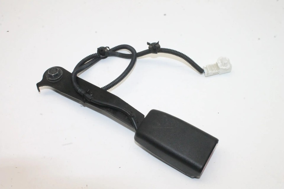 HONDA INSIGHT ZE Front Right Seat Buckle 1.30 Petrol / electricity ...