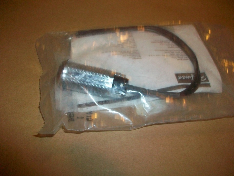 Hoffman A-EKDF Electrical Interlock Defeater 10AMP 120VAC 60HZ ...