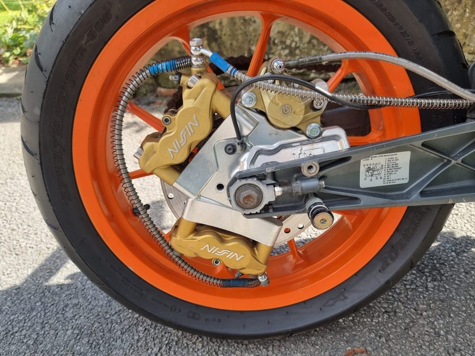 2019 KTM RC DUKE 125 MODIFIED STUNT BIKE BUILD - CUSTOM TRICKS BMX *NO ...
