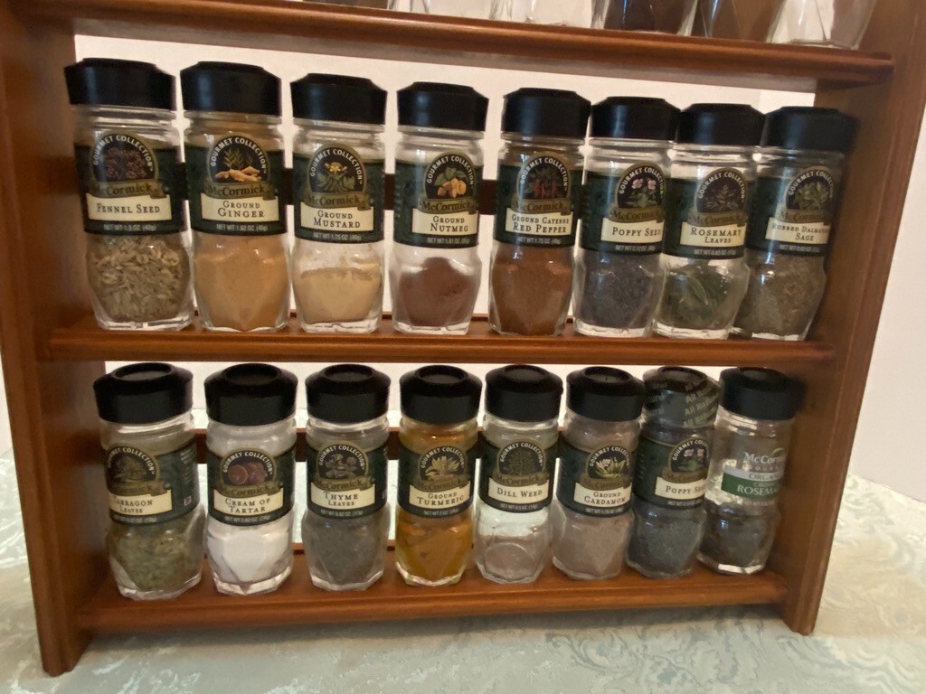 McCormick Wood 3 Tier Spice Rack w/24 BLACK Lid McCormick Gourmet Spice ...