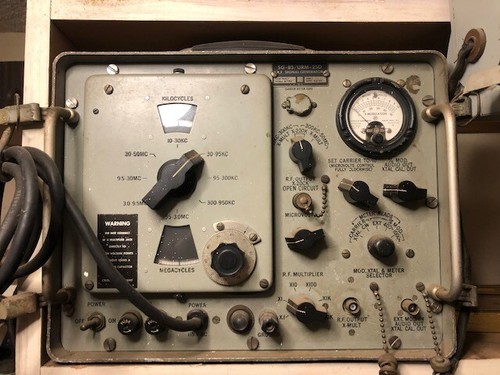 VINTAGE U.S. NAVY RF Signal Generator SG-85/URM-25D | eBay