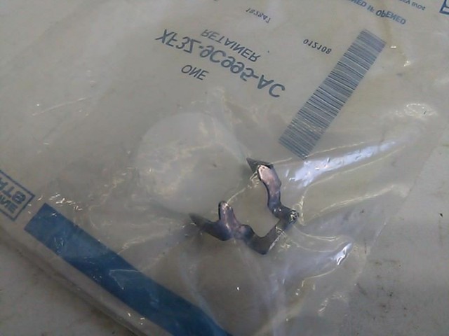 Fuel Injector Clip Ford OEM XF3Z9C995AC for sale online | eBay