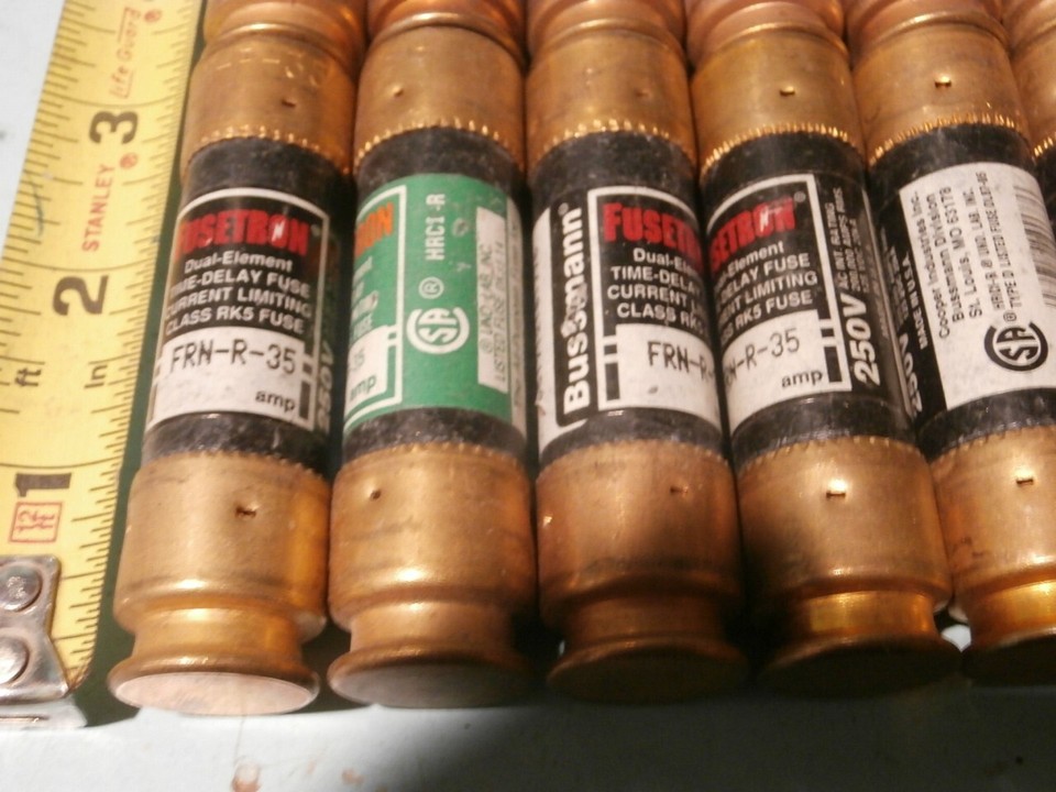 Lot of 26 FRN-R-35 35A Fusetron Dual Elem Time-Delay Current Limiting ...