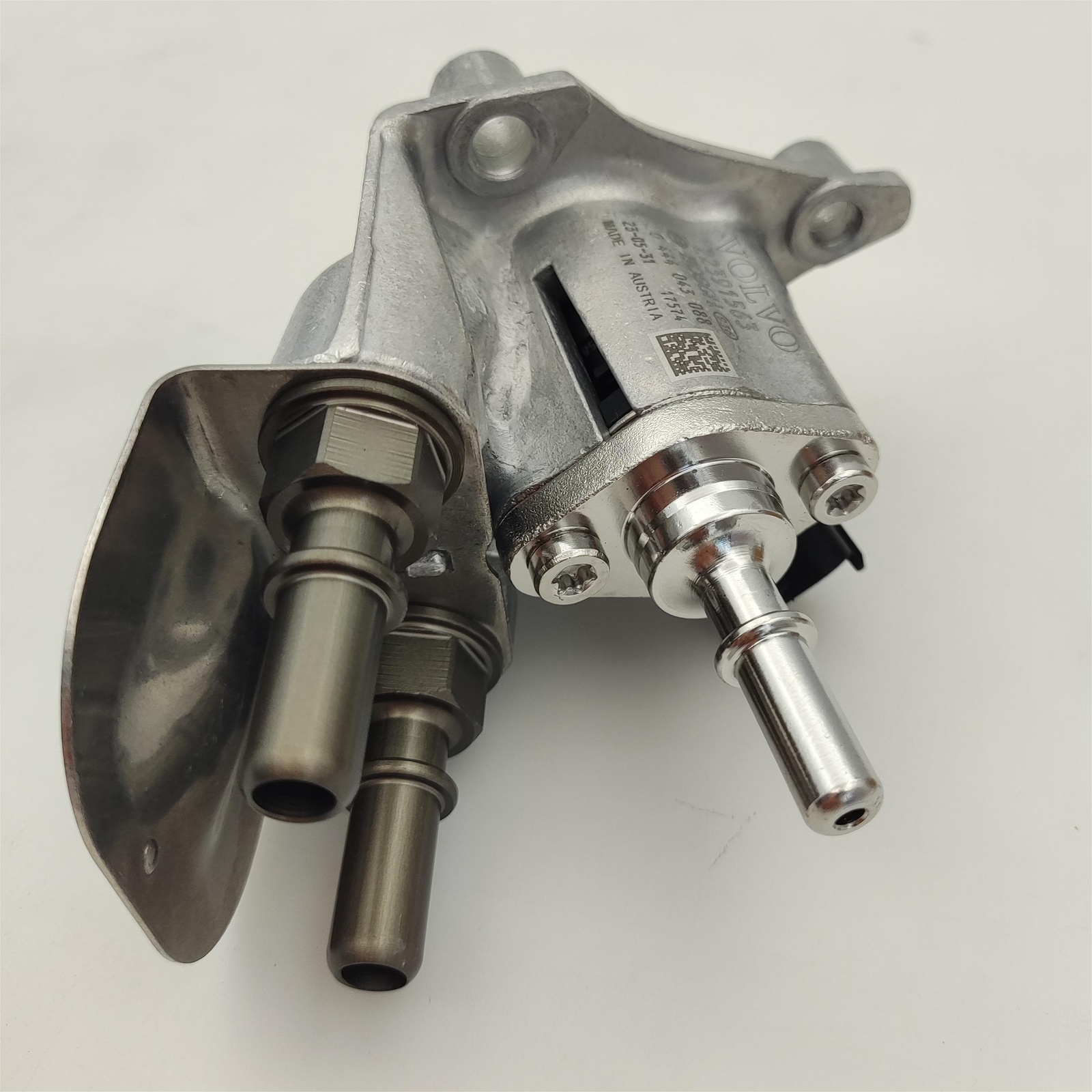 NEW DEF Dosing valve Unit for Volvo Mack #22391563 21575532 21332704 ...