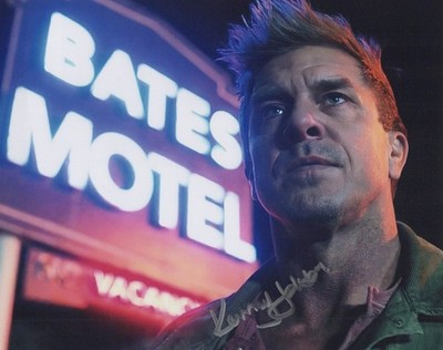 KENNETH JOHNSON in BATES MOTEL as Caleb Calhoun. COA. In Pers. 10"x8 ...