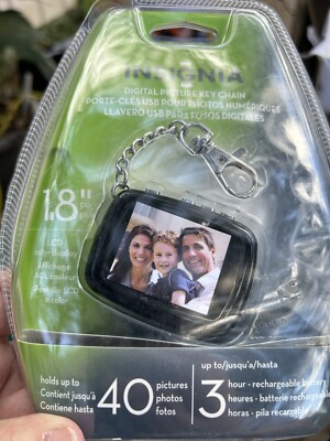 Insignia Digital Picture Keychain - Holds up to 40 photos - Red Brand ...