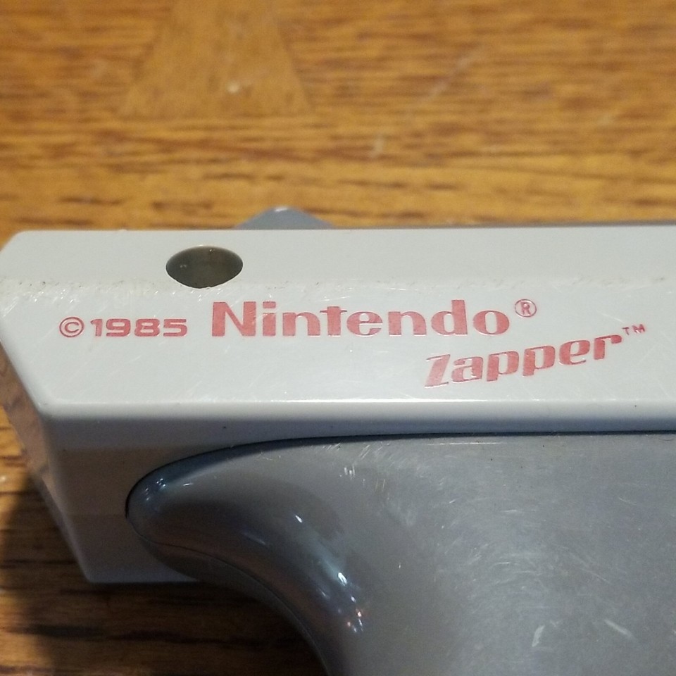Nintendo NES Zapper Light Gun Gray Controller OEM Original 1985 Grey | eBay