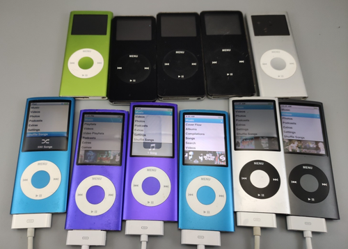 11x Apple iPods Joblot Inc A1185, A1199, A1137 2to8gb Work Plugged In ...