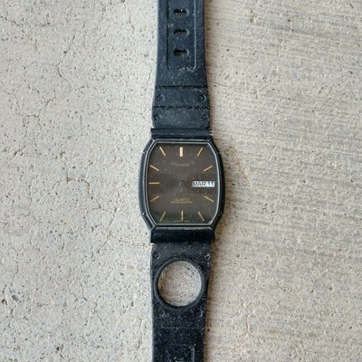 NISKEN JAPANESE MOVEMENT BLACK GOLD QUARTZ WATCH FOR PARTS | eBay Australia