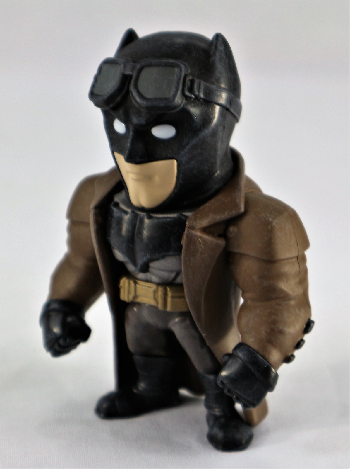 DESERT BATMAN | BATMAN V. SUPERMAN | DC COMICS 4" DIE-CAST ACTION ...