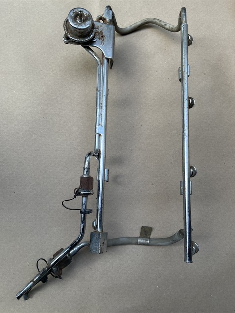 87-93 Ford Mustang Foxbody Factory Fuel Rails Extensions Regulator EFI ...