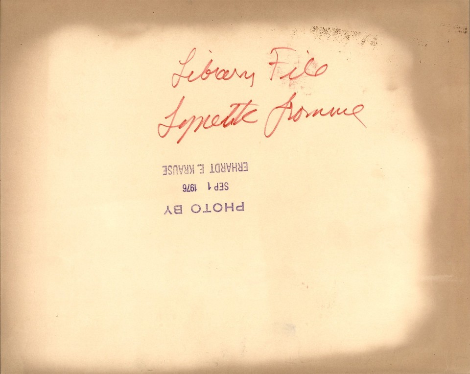 GA307 1976 Original Photo LYNETTE "SQUEAKY" FROMME CHARLES MANSON ...