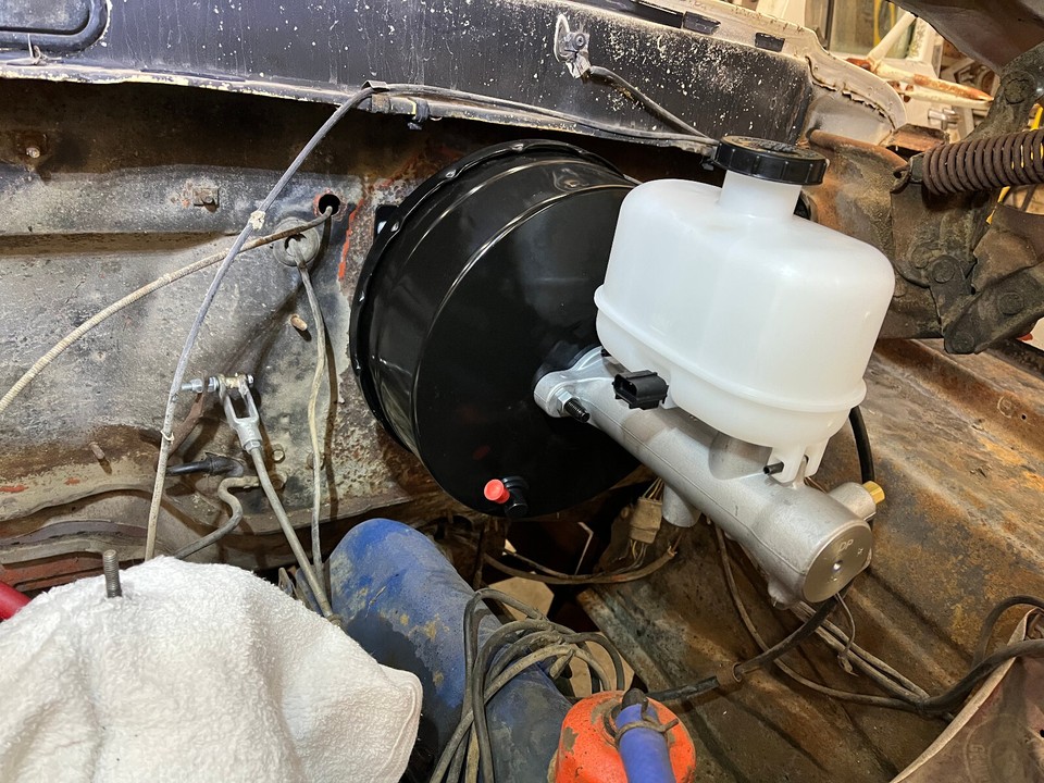 1963-1979 Ford F600 to Super Duty Brake Booster and Master Cylinder Kit ...