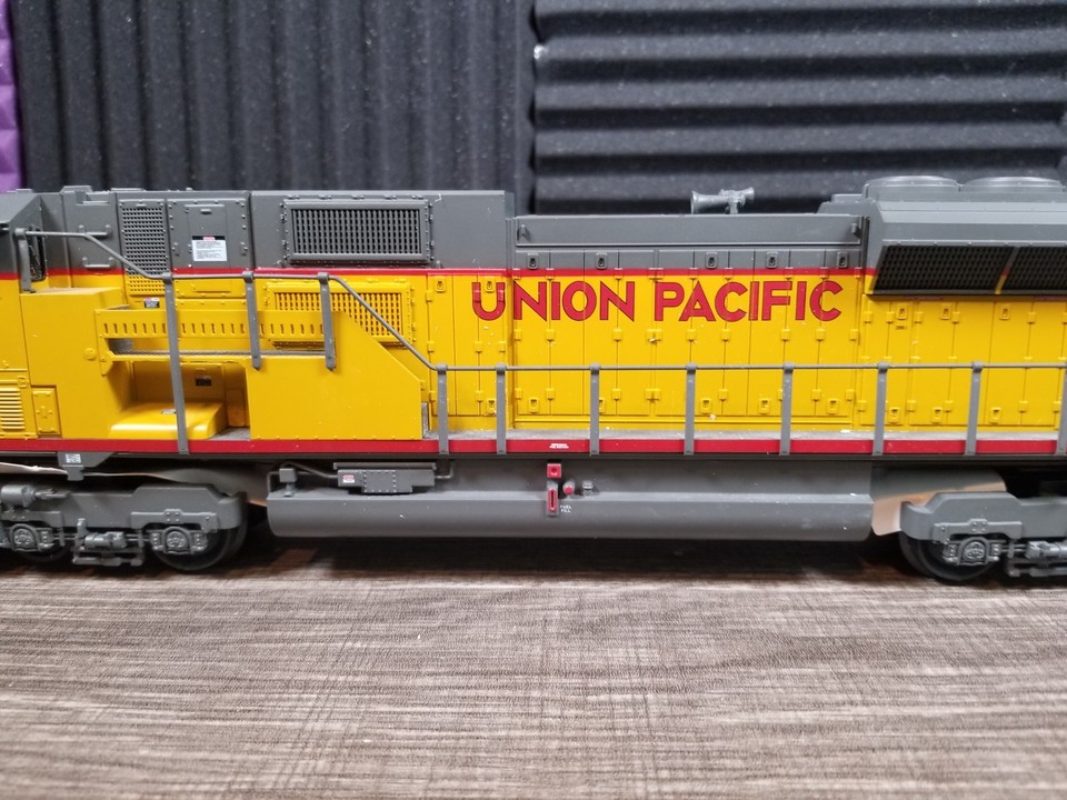 Lionel 6-28274 Union Pacific SD90 Lionmaster Diesel Locomotive #8048 ...