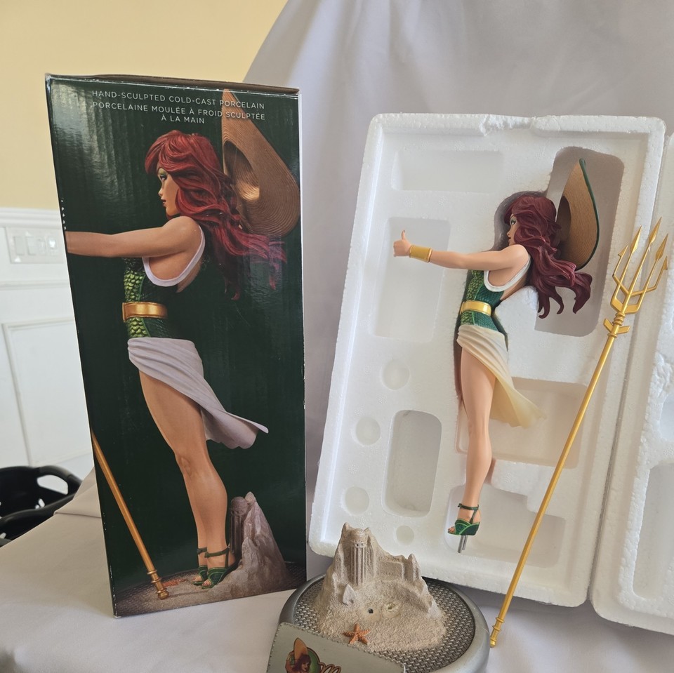 DC Collectibles Comic Bombshells: Mera #5026/5200 limited edition | eBay