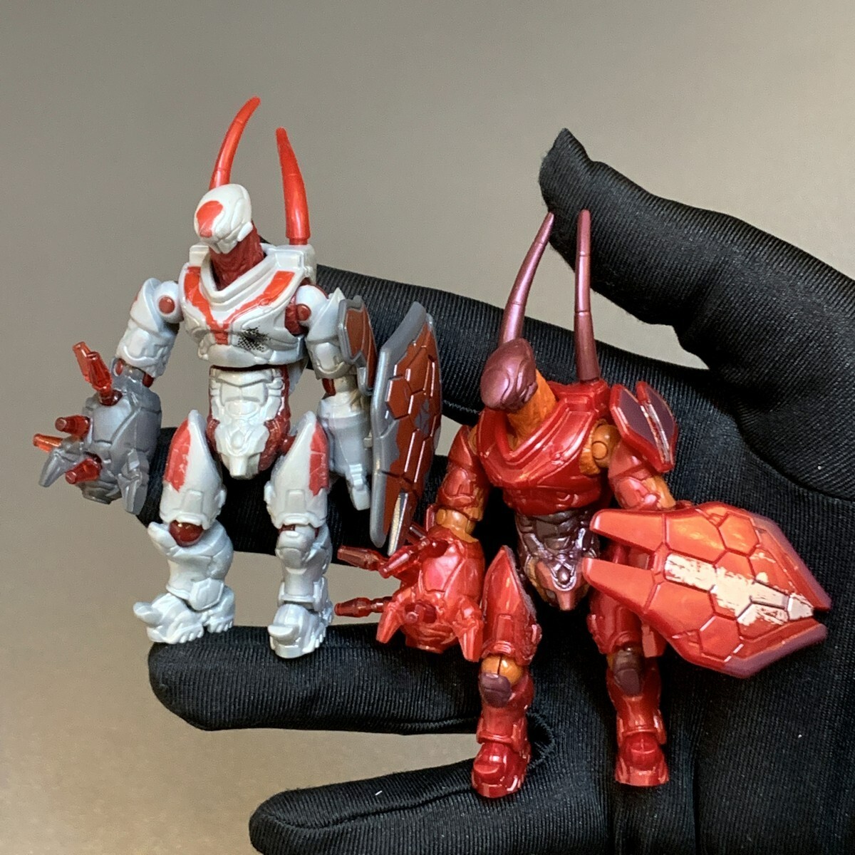 Mega Bloks Construx Halo Series 11 Remnant Hunter GLB61 Banished Hunter ...