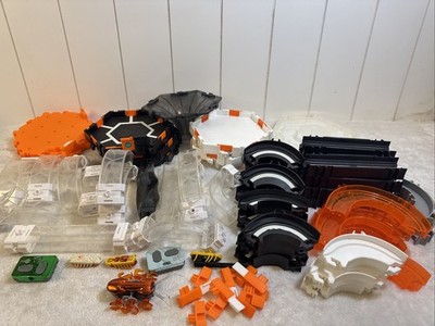 Hexbug Nano Bugs Lot Of 62 Pieces W/ Track Tubes Platforms Bugs Remotes ...