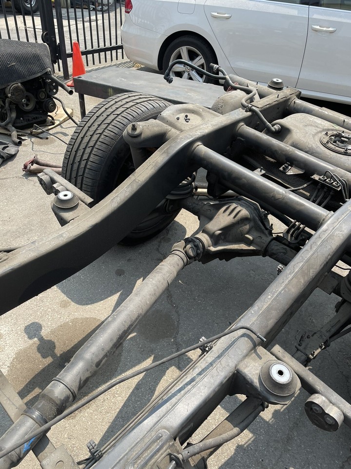 MERCEDES BENZ G63 REAR DIFFERENTIAL COMPLETE REAR AXEL COMPLETE G63 G55 ...
