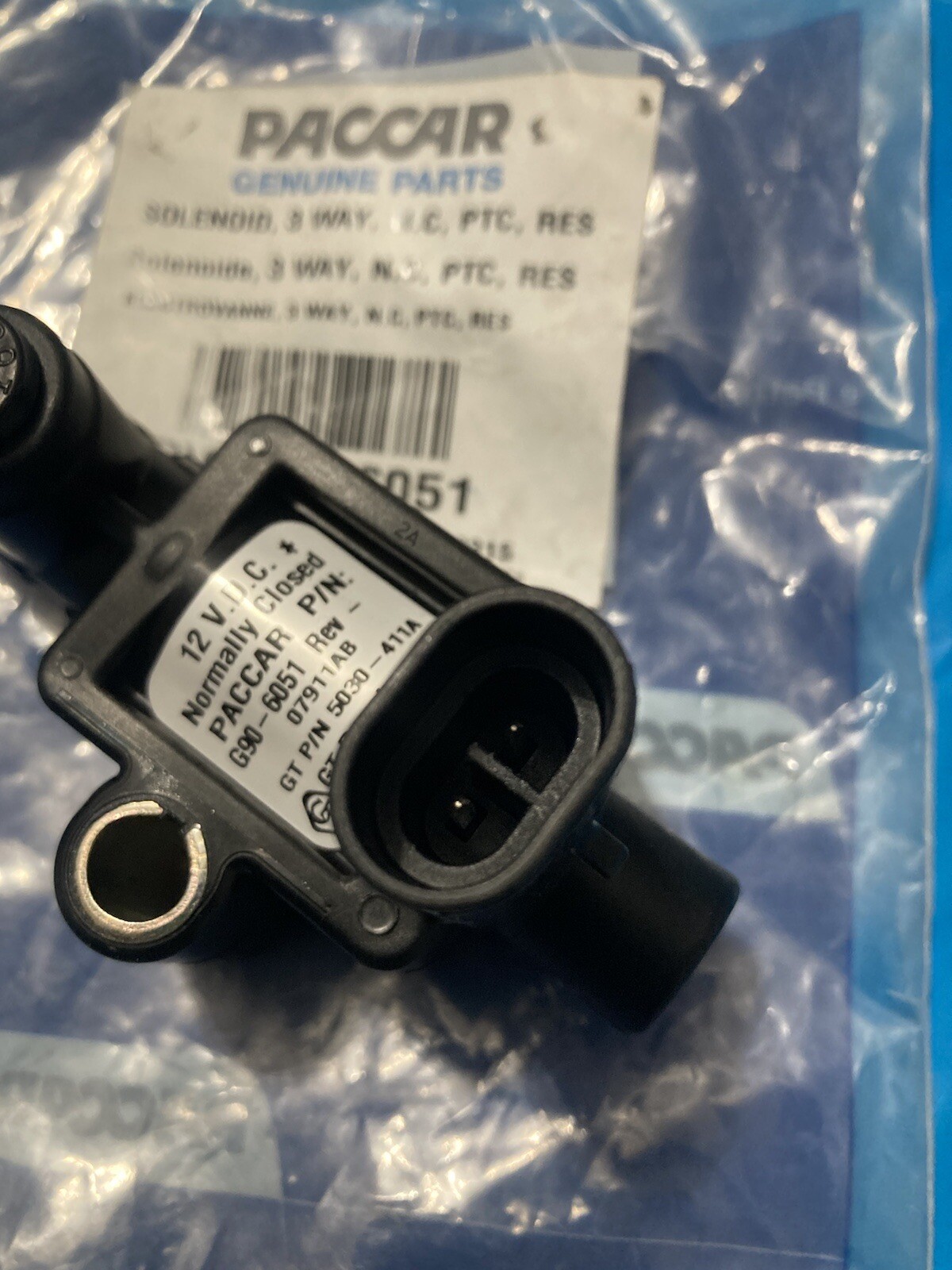 PACCAR G90-6051 Valve-solenoid Normally Closed 3 Way N.c PTC Fittings ...