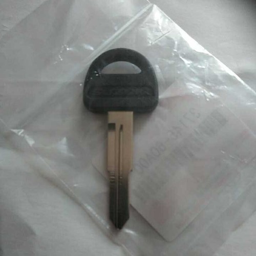 JDM OEM SUZUKI Jimny SAMURAI SJ30 JA11 Logo blank key Spare 37145-60A00 ...