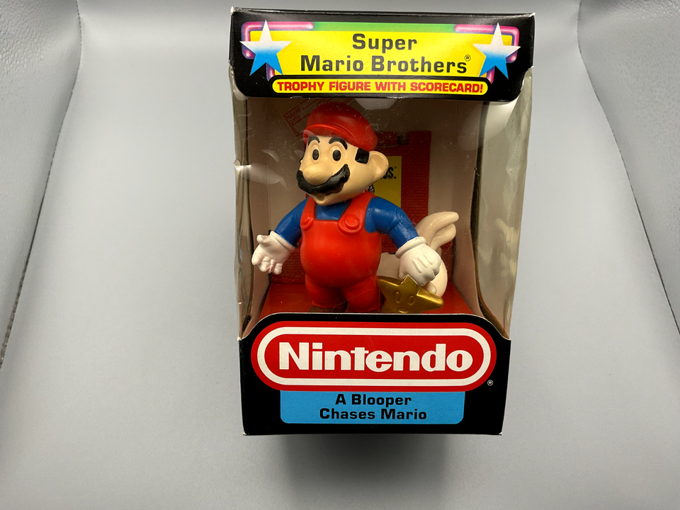Super Mario Bros. Trophy Figure VINTAGE COLLECTOR item Scoreboard set ...