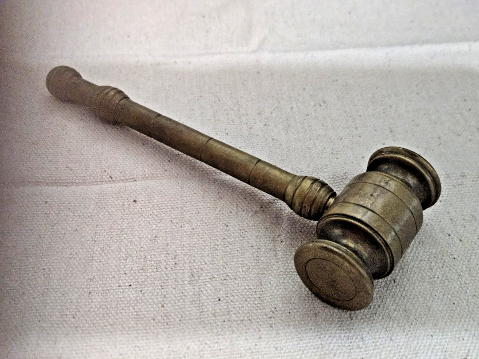 Vintage Brass GAVEL Mallet Auctioneer Judge Desk Accessory Paperweight ...