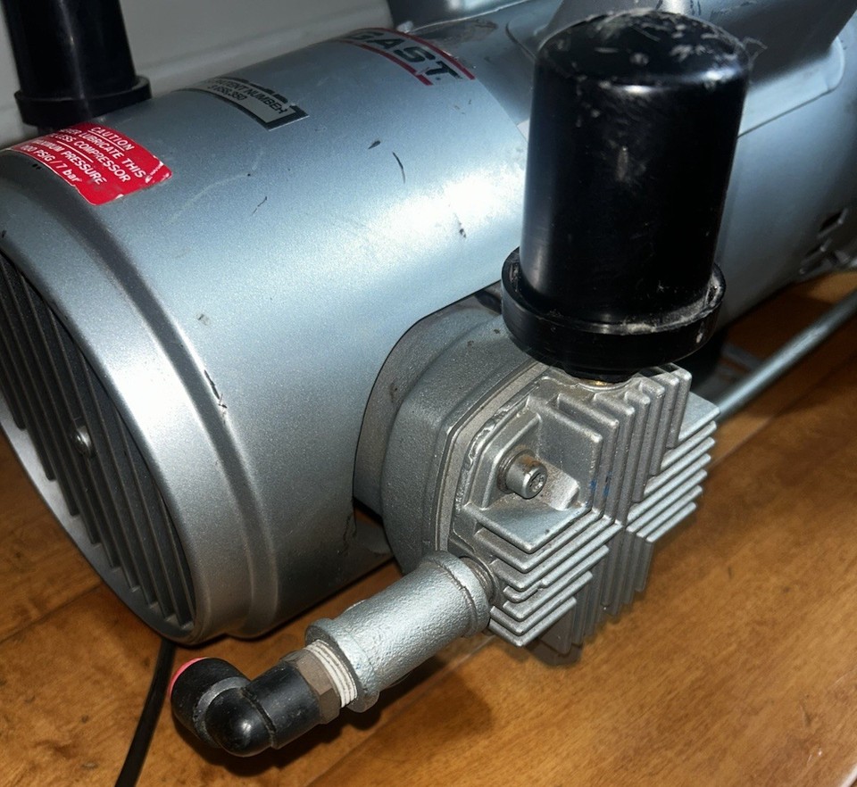 GE Gast 8hdm-19-m750x Piston Air Industrial Compressor 1.5 hp 115/208 ...